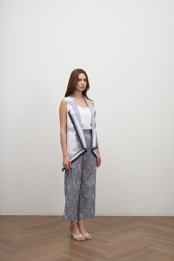 SHORT CAPE BERAMA CREAM - bateeq